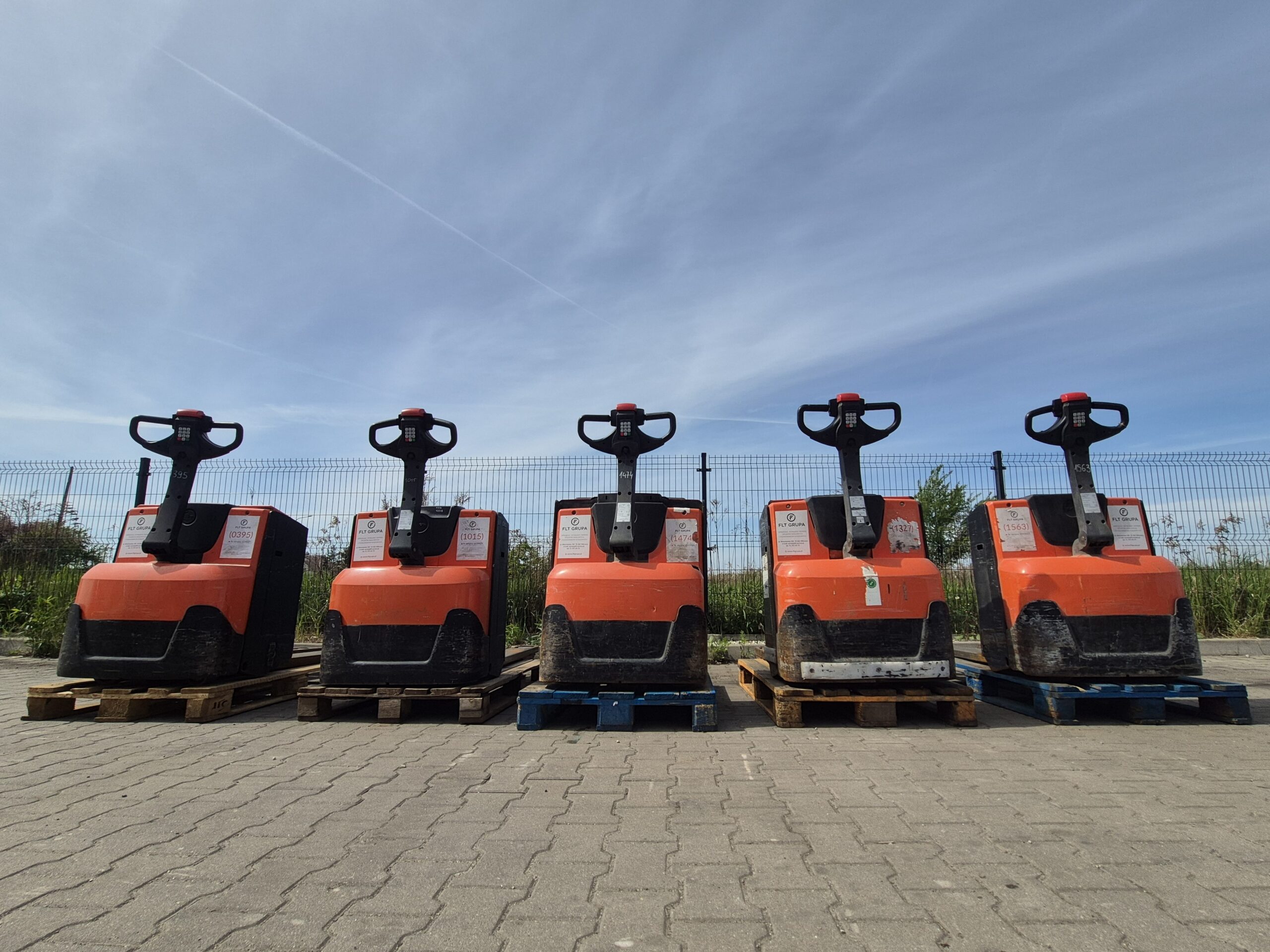 Wózek paletowy elektryczny Toyota/BT LWE 200 - fltgrupa.pl